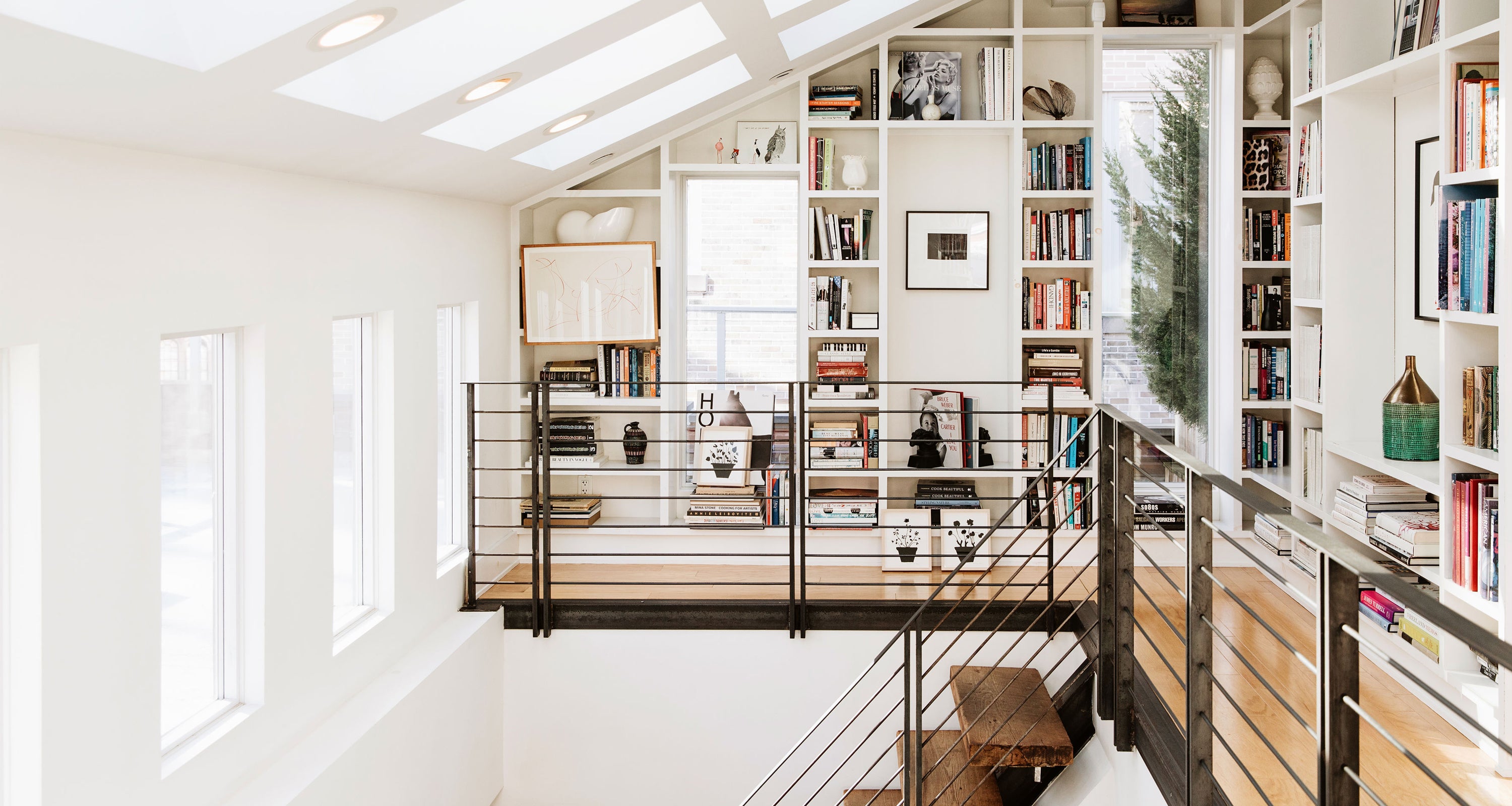 Former Vogue Editor Meredith Melling On Earning Her Stripes & Making H ...