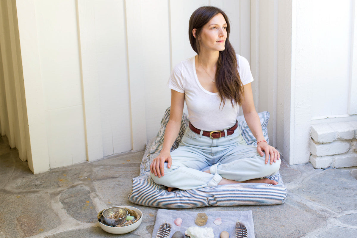 Mindful Breathing Practice with Ashley Neese | Jenni Kayne