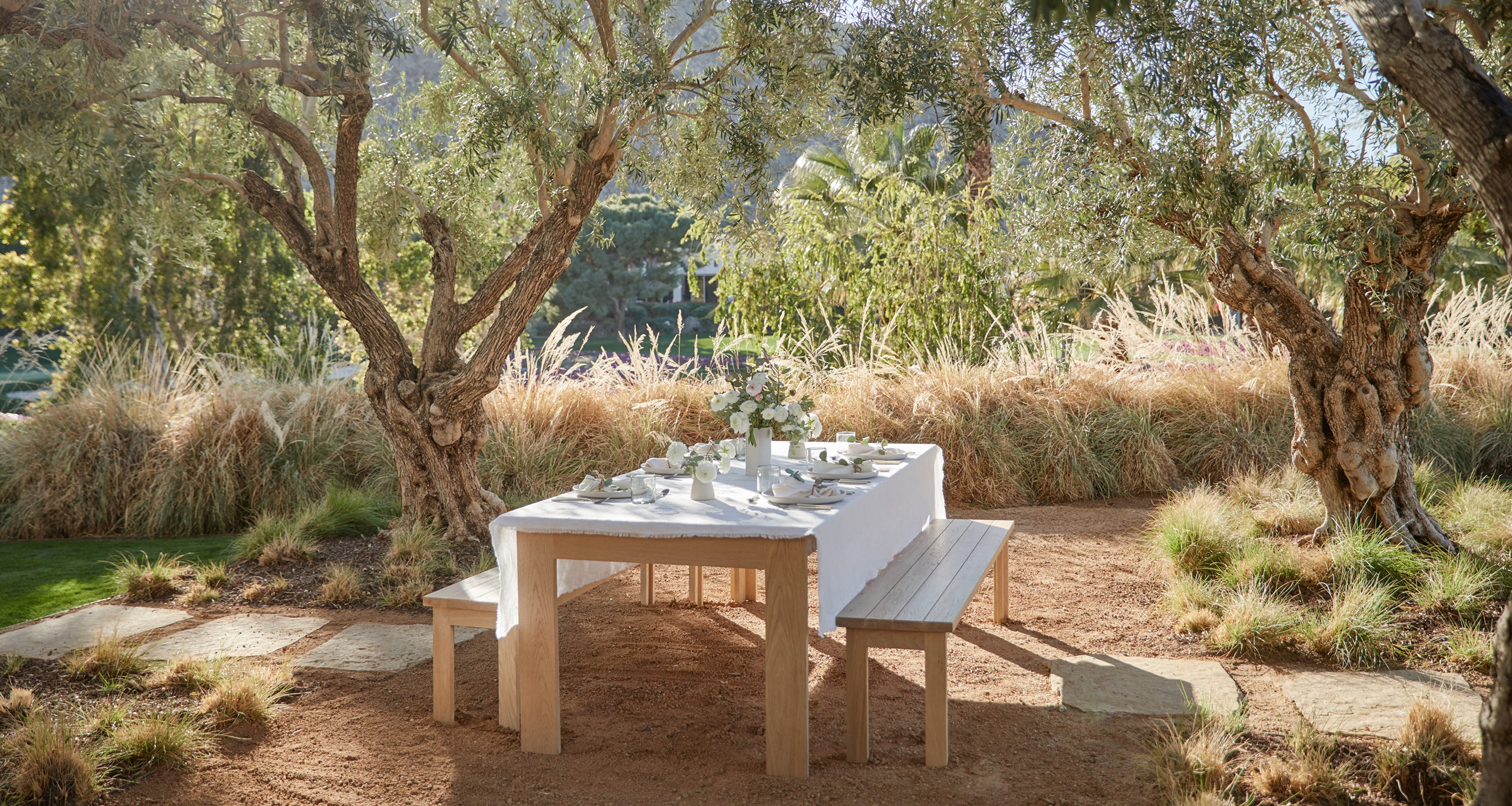 We Found the Secret to the Perfect Table Setting – Jenni Kayne