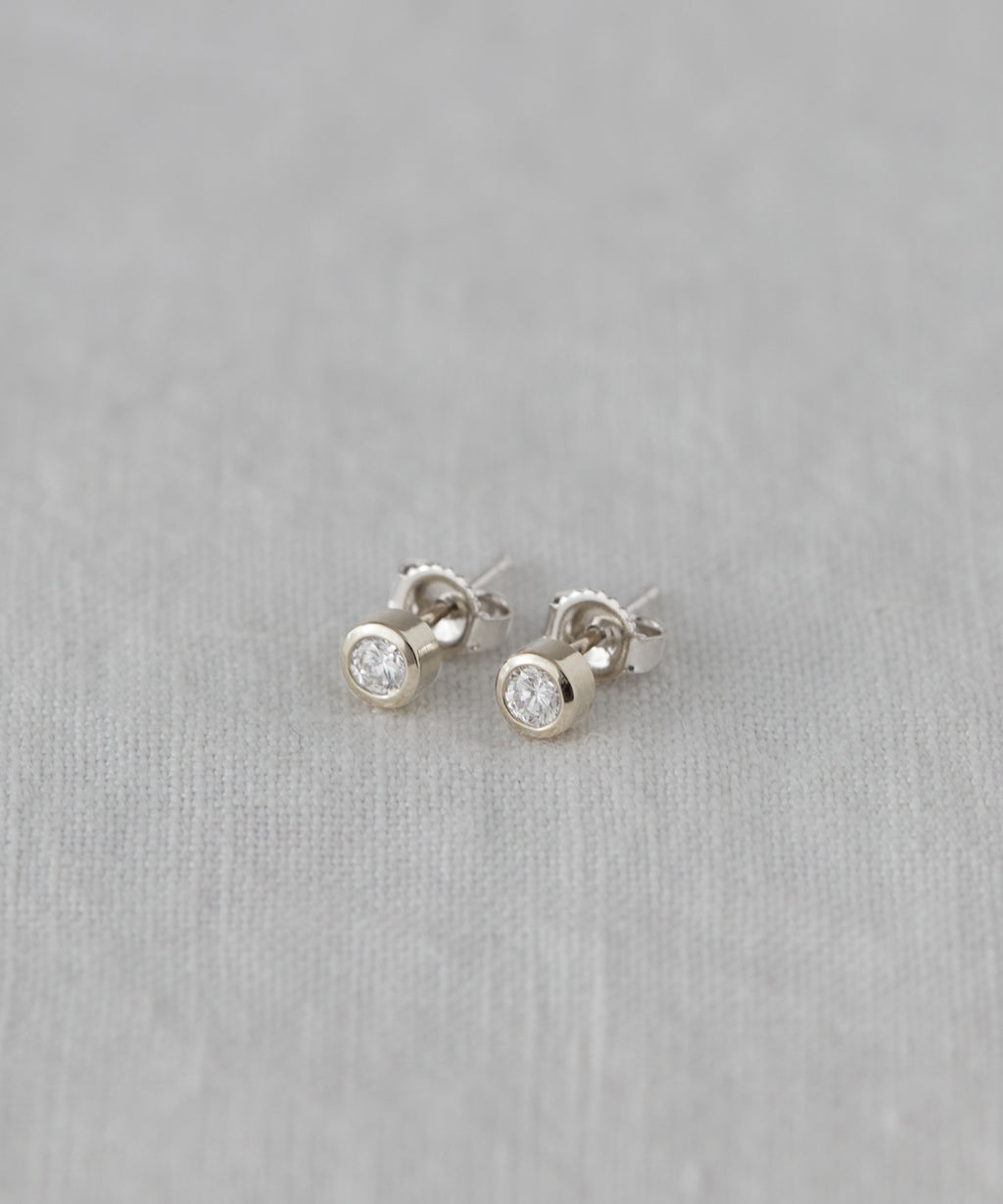 Stevie Diamond Studs – Jenni Kayne