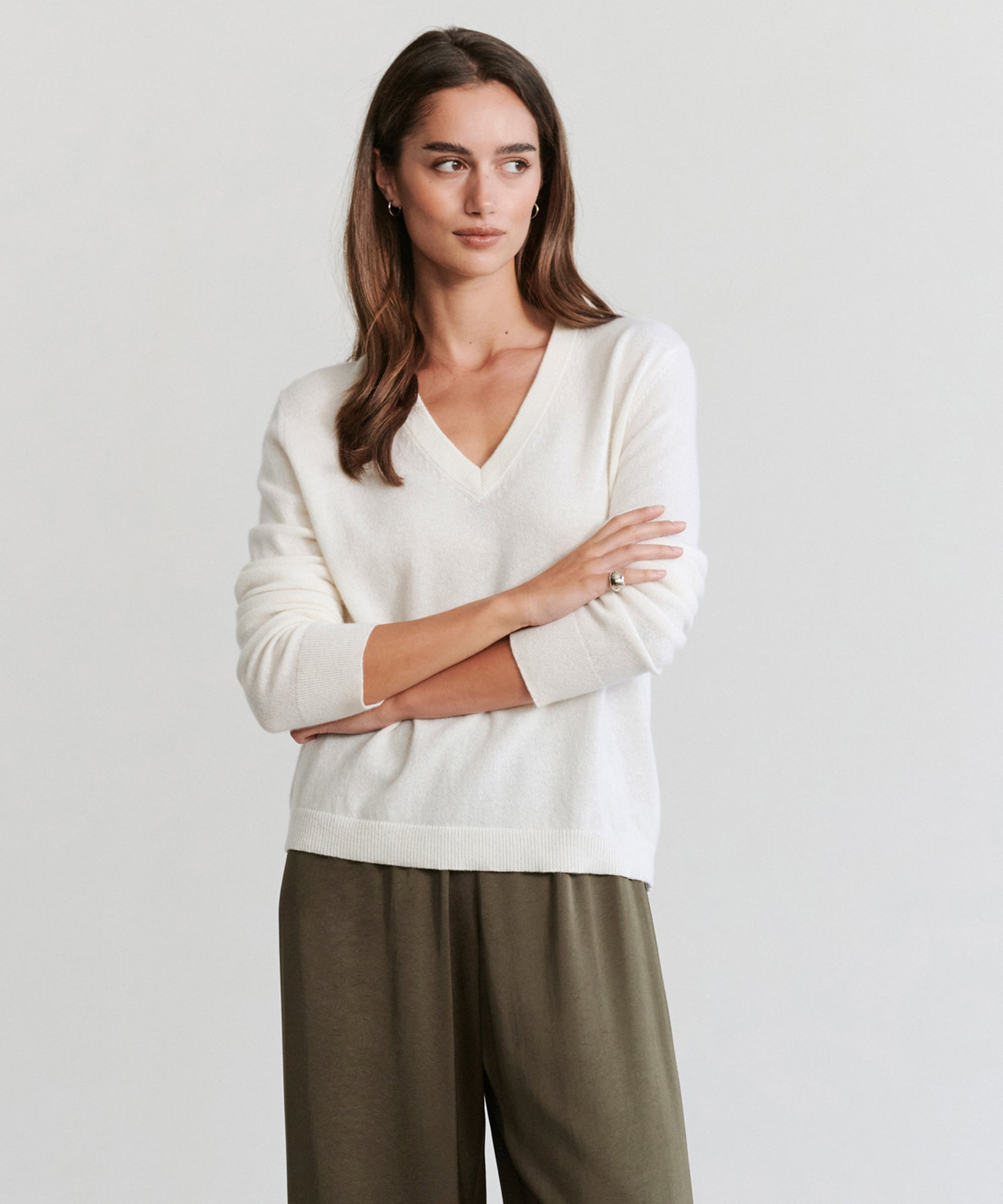 Women's Flynn Cashmere Sweater Ivory| Jenni Kayne