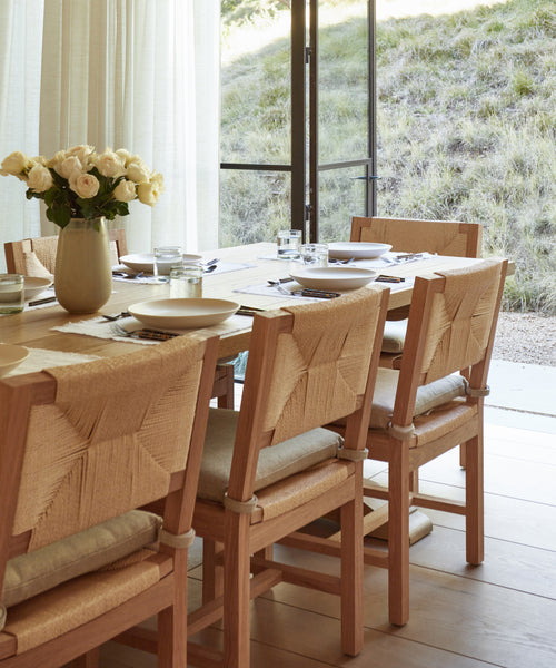 Montecito Oval Dining Table – Jenni Kayne