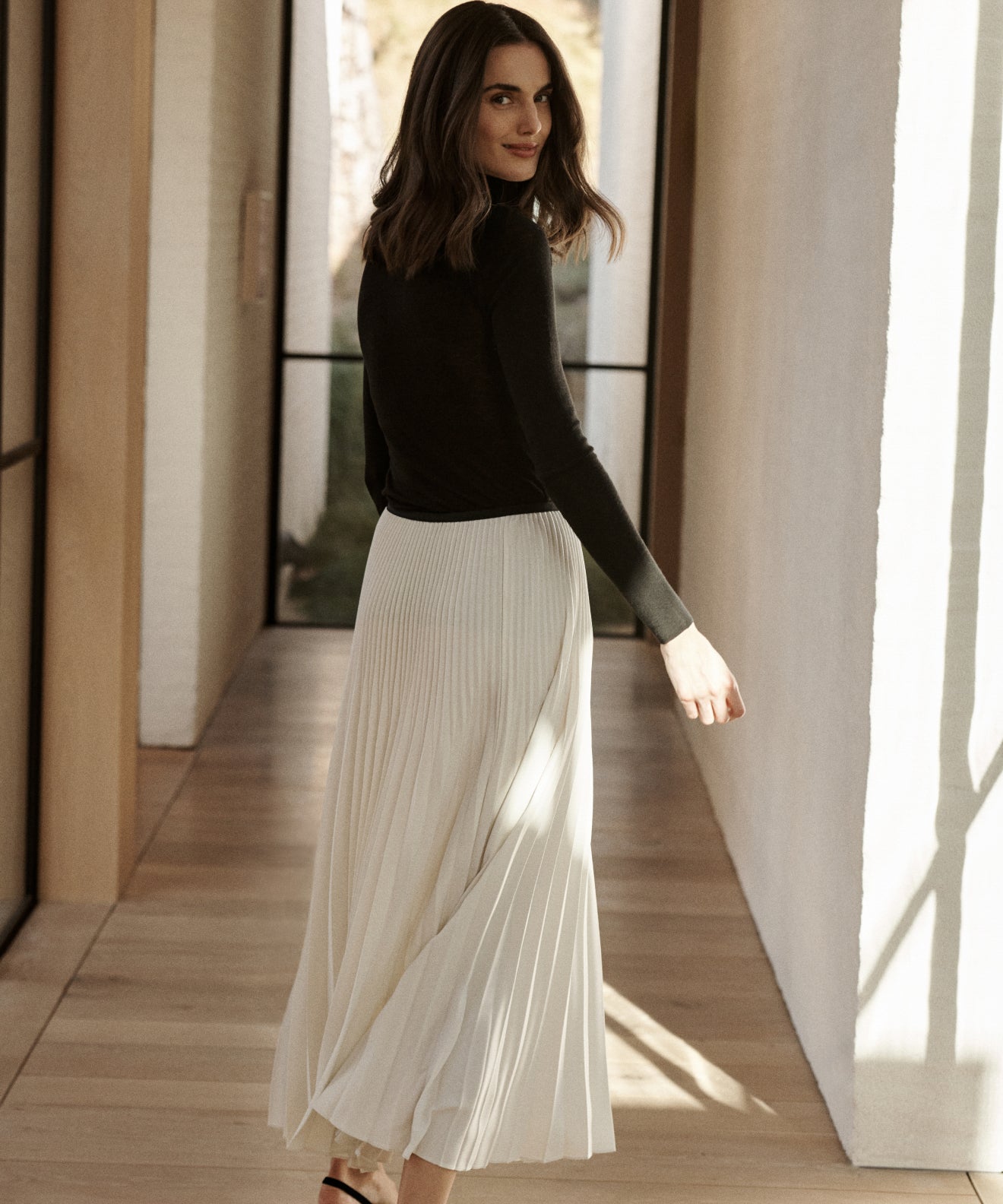 Women's Pleated Skirt Ivory | Jenni Kayne