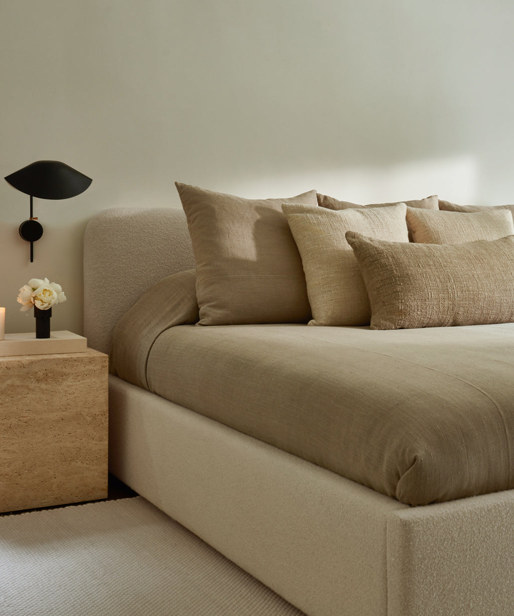 Upholstered Cove Bed – Jenni Kayne