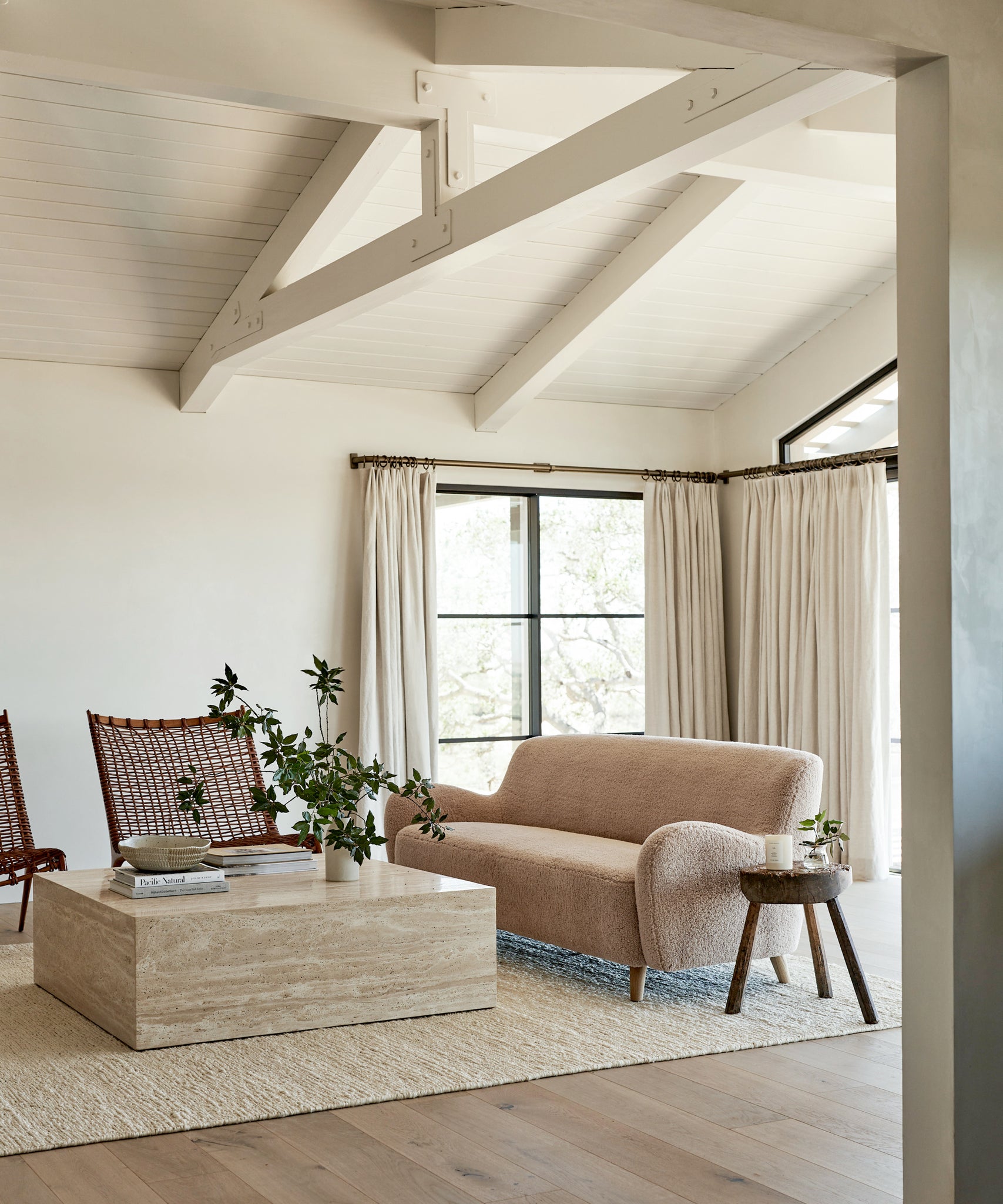 Aspen Sofa – Jenni Kayne